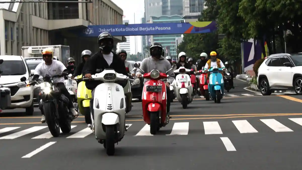 Piaggio Indonesia Hadirkan MOTION 2025, Debut Vespa GTV Officina 8 & LX 150
