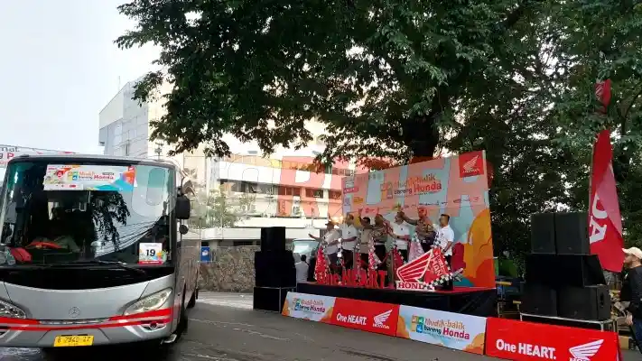 Pakai 59 Bus, AHM Berangkatkan 2.559 Pemudik di MBBH 2024