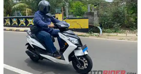 First Ride: Polytron EVO Electric, Motor Listrik yang Ada Radionya