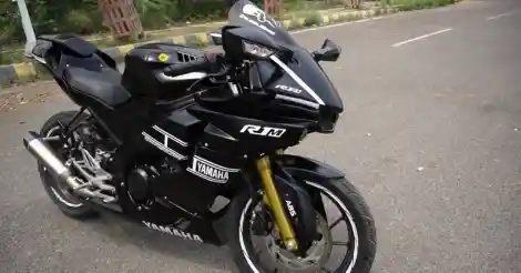 Modifikasi Yamaha YZF-R15 Bekas Kecelakaan Jadi Mirip R1M
