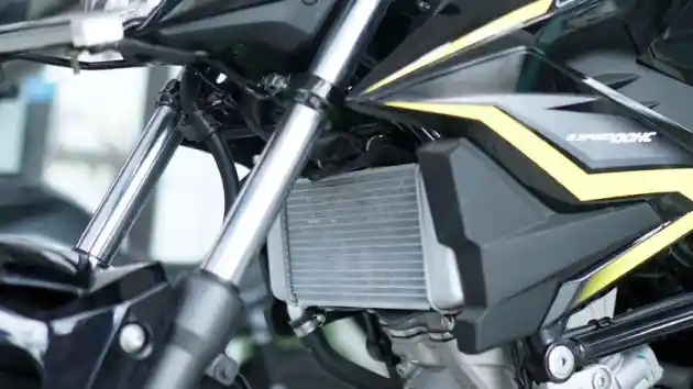Cegah Rusak, Begini Cara Merawat Radiator Motor Agar Tetap Awet