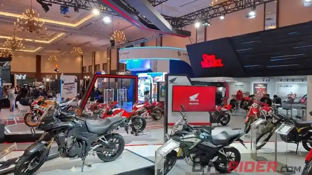 Suasana Booth Honda di IMOS 2022, 27 Unit Motor Dipajang
