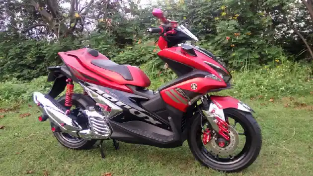 Modifikasi Motor Berwarna Merah, Cocok Untuk Skutik Hingga Sport