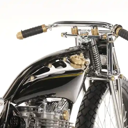 Imajinasi Bawa Thunder 250 Jadi Motor Custom yang Sukses