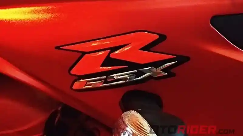 Ternyata Varian Terbaru GSX-R150 Merah Doff Hanya Diproduksi 500 Unit
