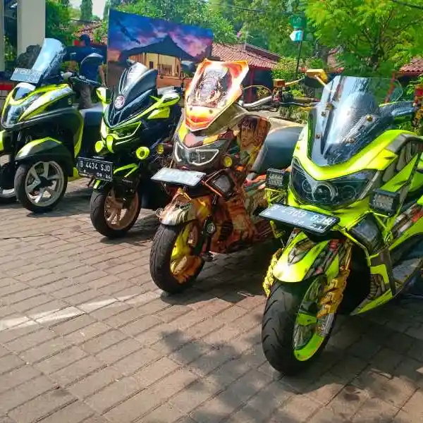 Berbagai Komunitas NMax Riders Adakan Gathering dan Bagi-Bagi Hadiah