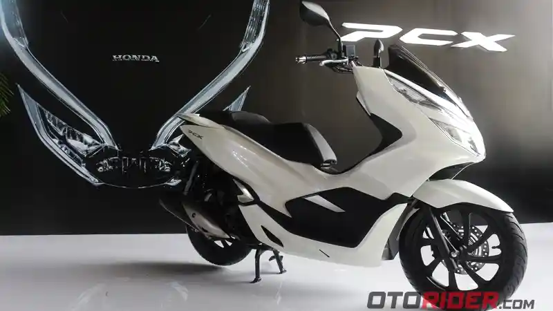 All New Honda PCX Memiliki Keunggulan Di Luar Spesifikasi & Fitur ...