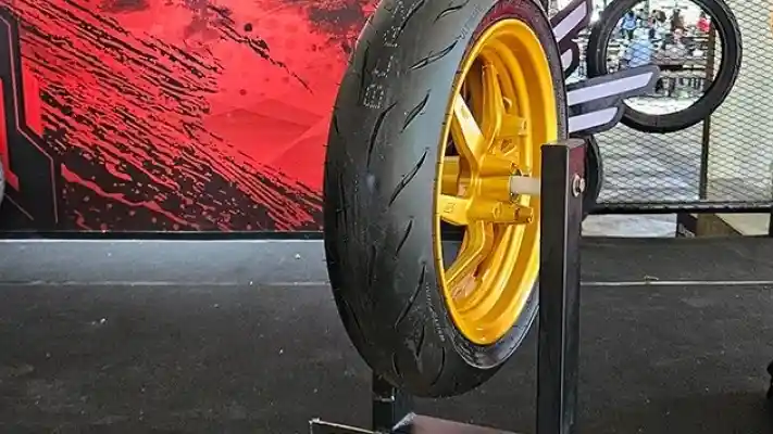 Ban Soft Compound Buat NMax, FDR Blaze MP Road Meluncur