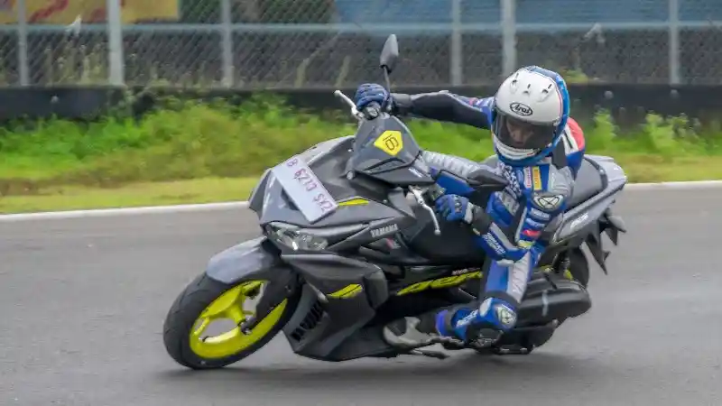 Pilihan Ban Balap untuk Yamaha Aerox, Ada Apa Saja?