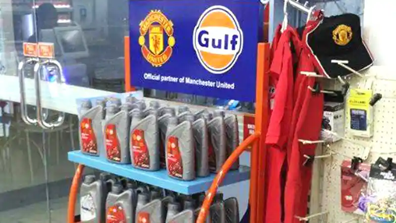 Mau Koleksi Merchandise Gulf Oil – Manchester United Murah? Ini Caranya