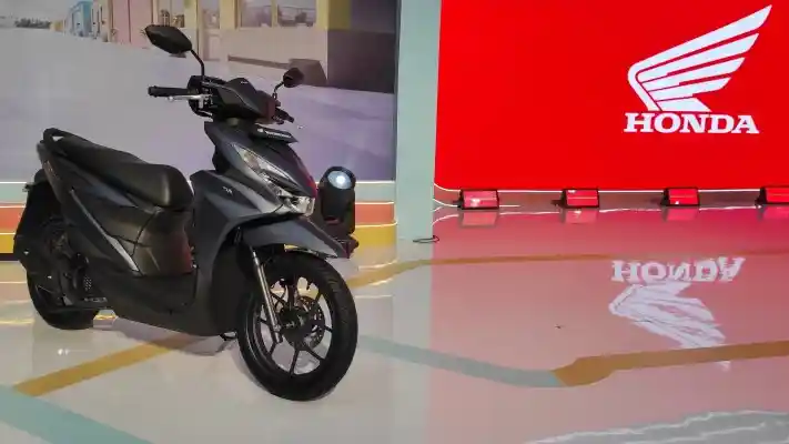 Bisakah Honda BeAT CBS dan Deluxe Pakai Pelek BeAT Street 2024?