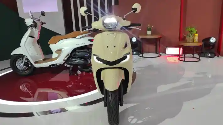 GALERI: Desain Modern Klasik Retro New Honda Stylo 160 CBS