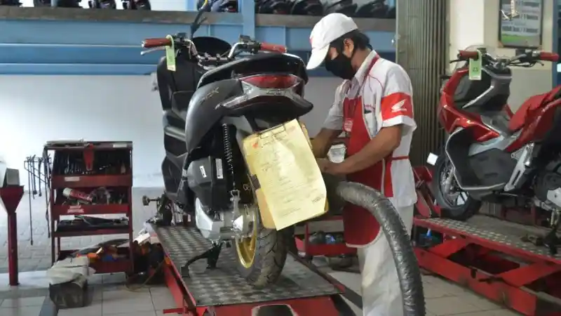 Harga Servis Motor di Bengkel Resmi Honda, Mulai Rp 35 Ribuan
