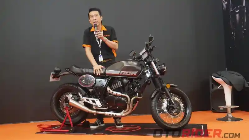 Detail Spesifikasi Keeway SCR 250V, Scrambler Mesin V-Twin!