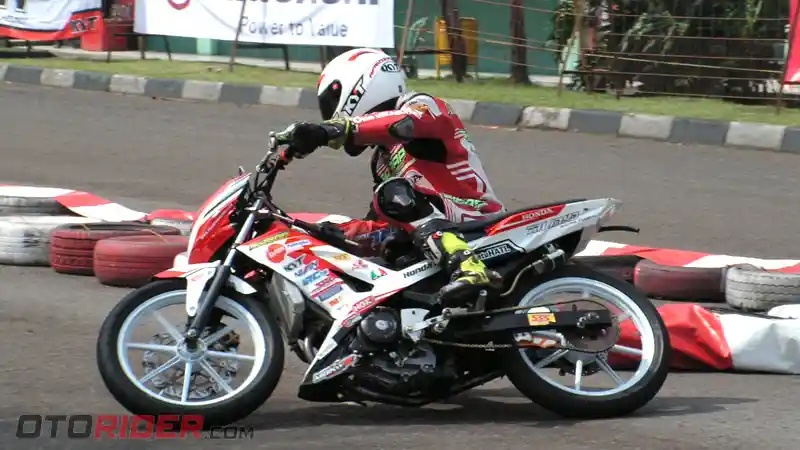 Modifikasi Honda Sonic 150R, Juara Kelas Pemula