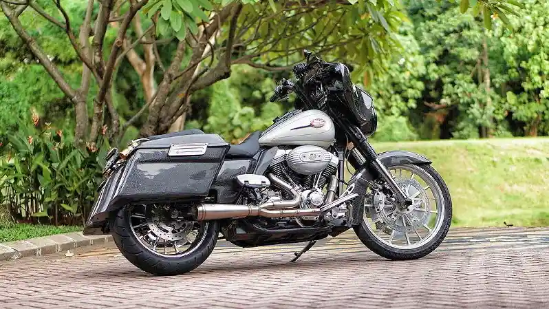 Mengenal Gaya Modifikasi Perfomance Touring