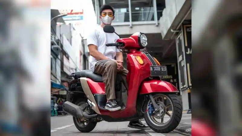 Modifikasi Sederhana Yamaha Fazzio Hybrid dengan Konsep Tricolor