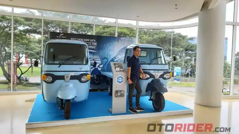 Piaggio Komersial Luncurkan Dua Motor Listrik Roda Tiga