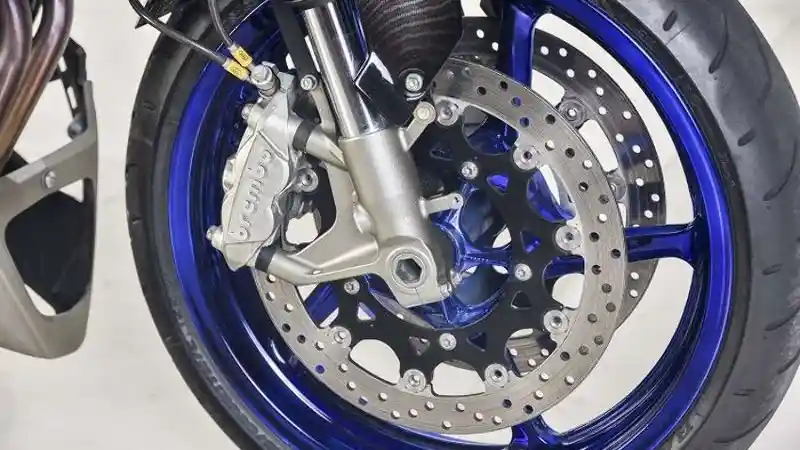 Terungkap! Ternyata Ini Fungsi Lubang di Piringan Rem Cakram Motor