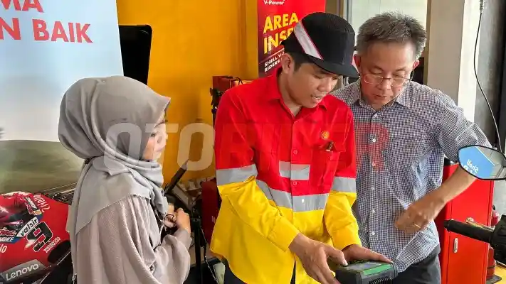 Buktikan Kualitas Bahan Bakar, Shell Gelar V-Power Riders Program
