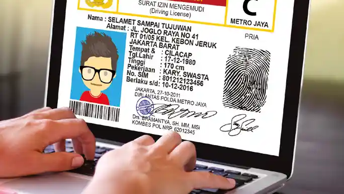 Banyak yang Belum Tahu, Surat Izin Mengemudi Punya 3 Fungsi!