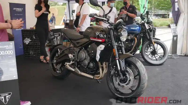 GALERI: Motor Neo Retro Naked Sport Triumph Trident 660