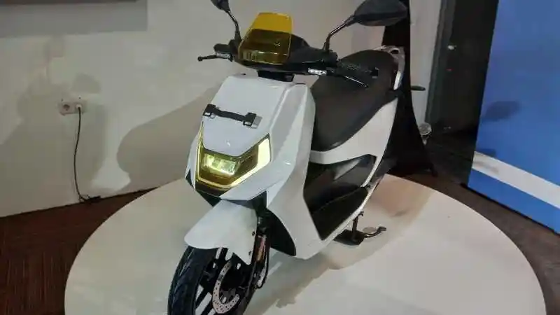Spesifikasi Gova F600, Skuter Listrik Tukar Baterai Baru di Indonesia