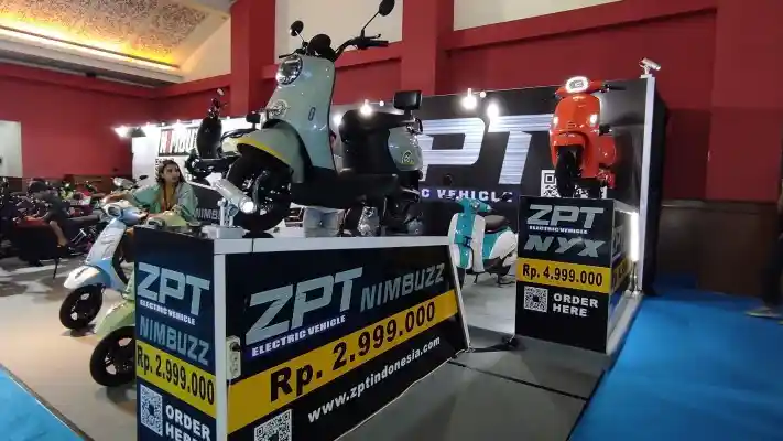 Seharga Ponsel, ZPT Nimbuzz Jadi Motor Listrik Termurah di PEVS 2024